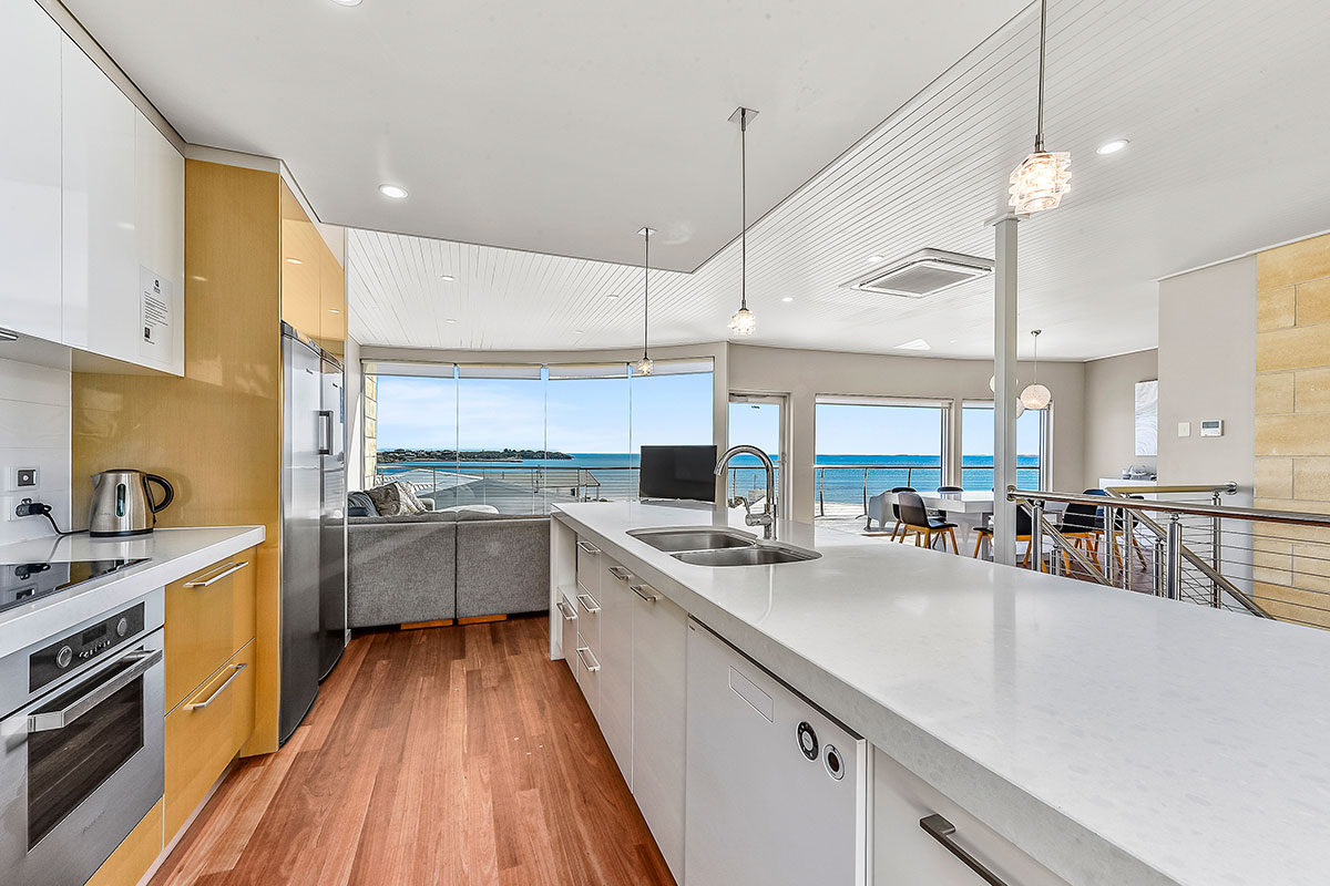 Robe Luxury Accommodation | Holiday House Rentals | Aloha